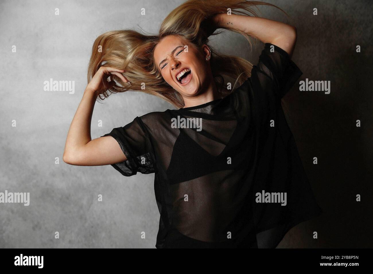 Model shoot with dancers in the studio Stock Photo - Alamy