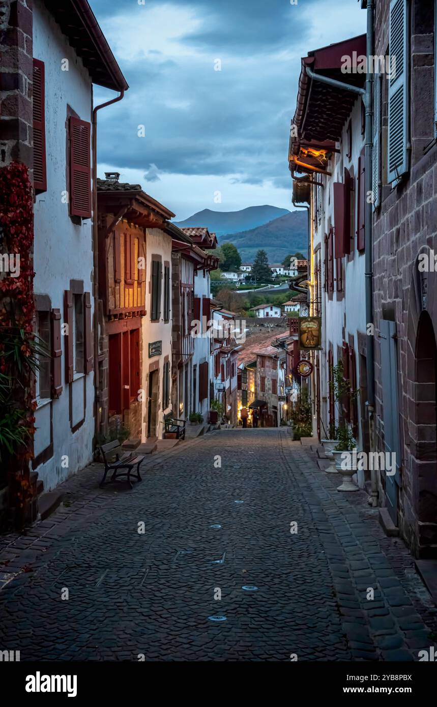 Streets of Saint Jean Pied de Port (Donibane Garazi), starting point ...