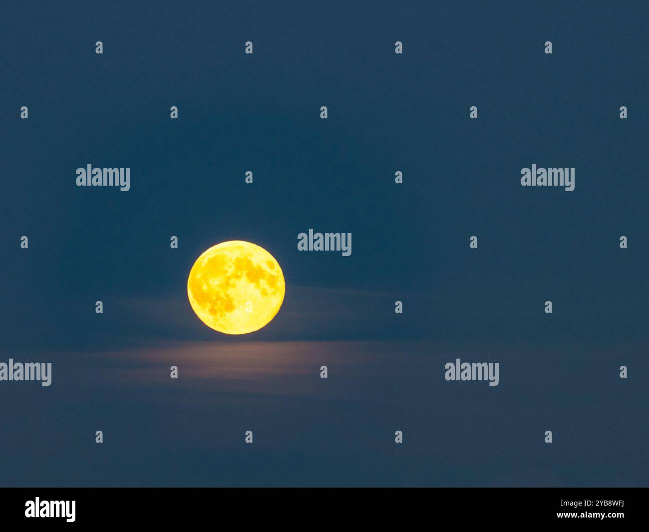 Hunter supermoon hi-res stock photography and images - Alamy