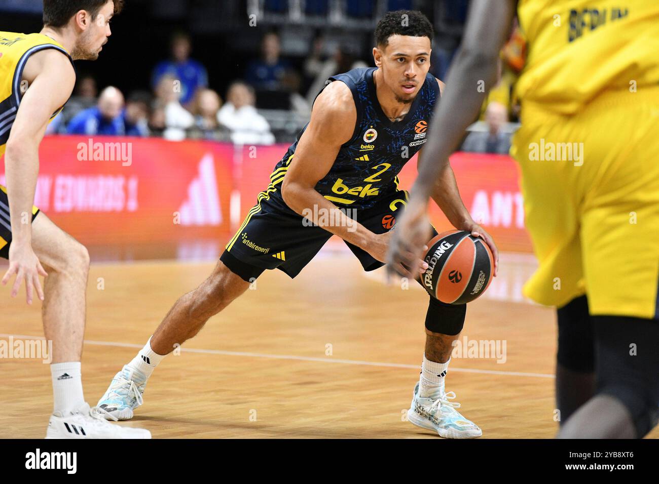 Deutschland. 17th Oct, 2024. Wade Baldwin IV (Fenerbahce Istanbul, #2 ...