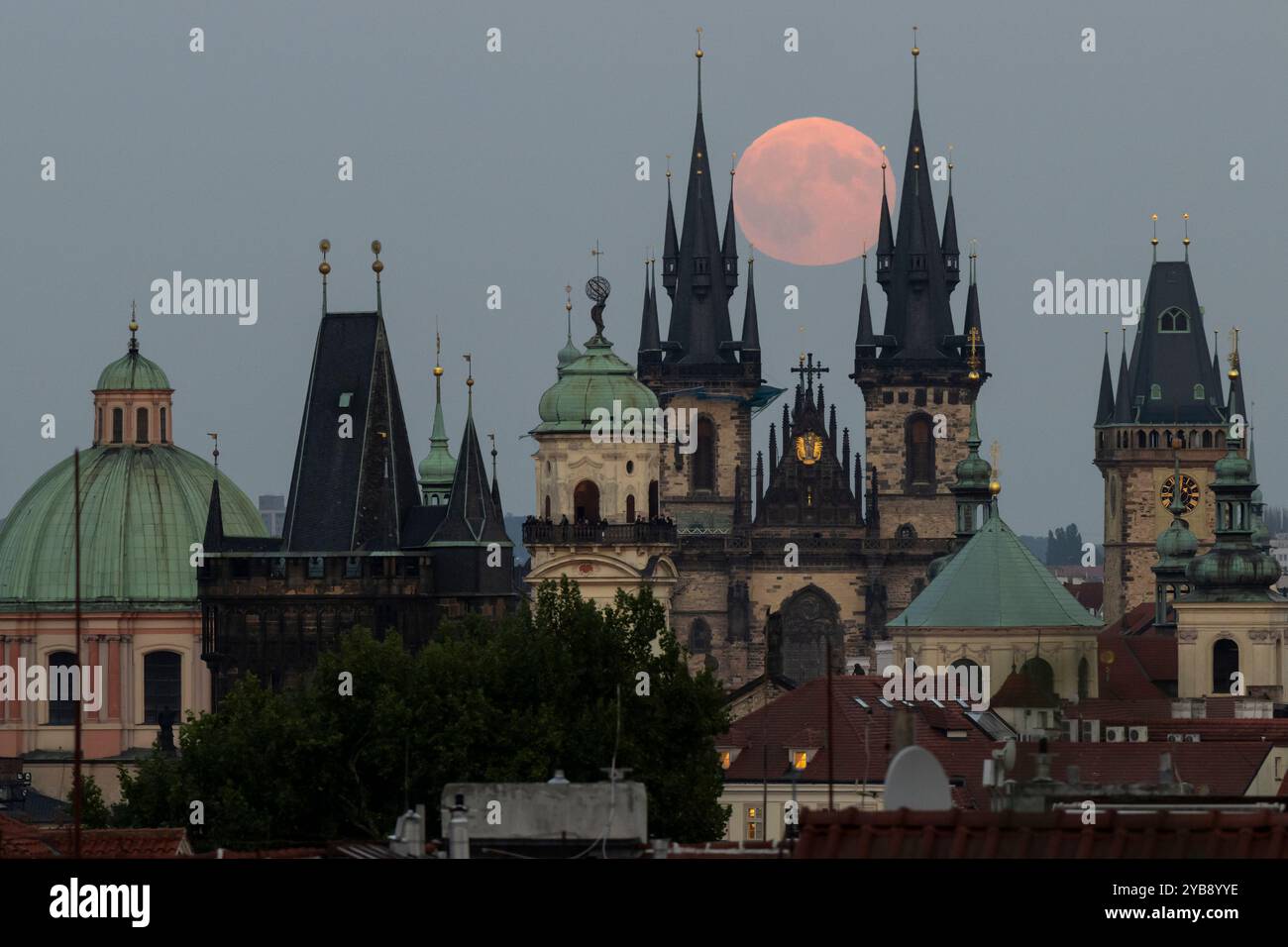 Prague, Czech Republic. 17th Oct, 2024. Super Full Moon (Supermoon) in ...