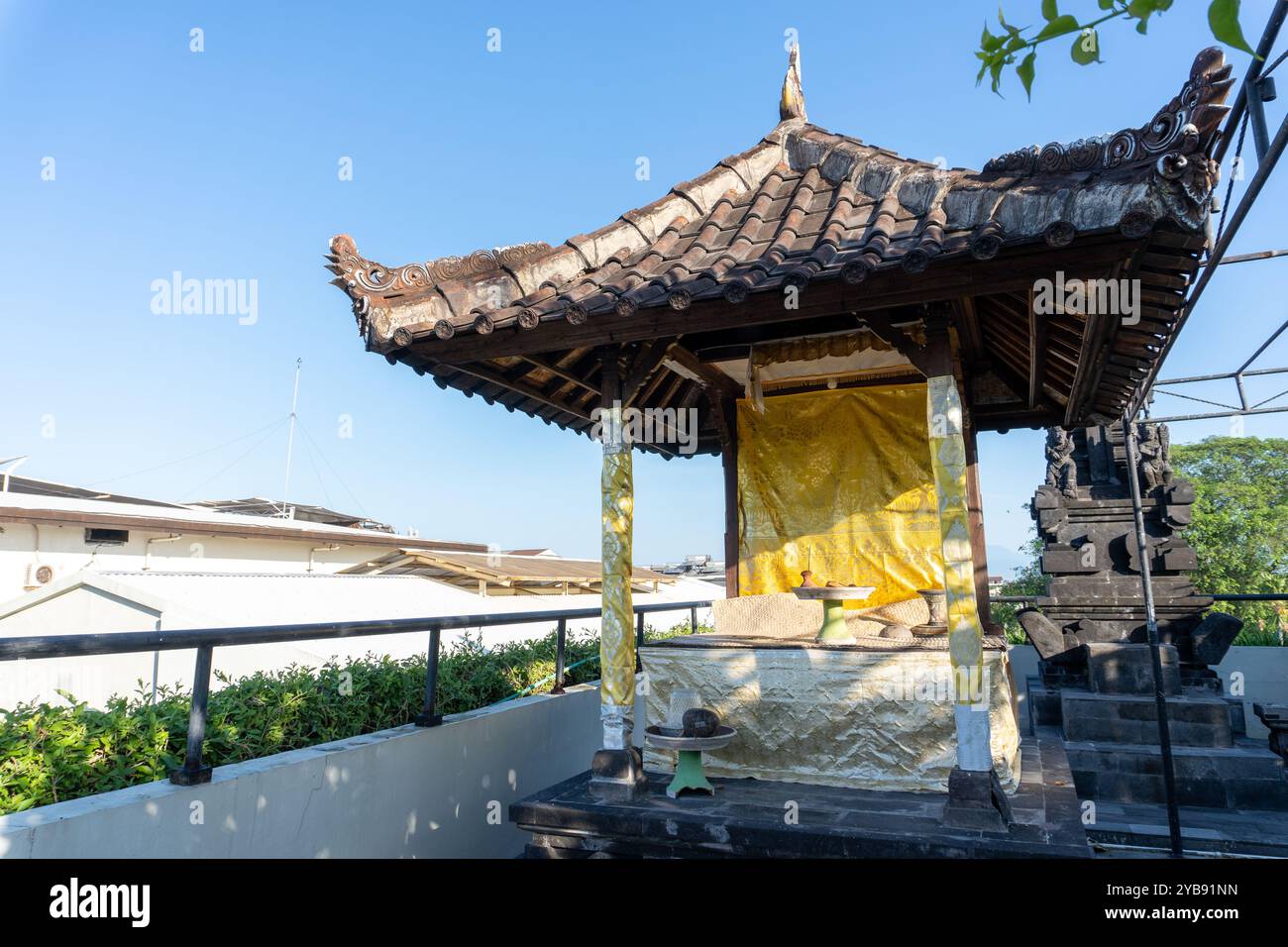 Small temple in Bali for praying Stock Photo - Alamy