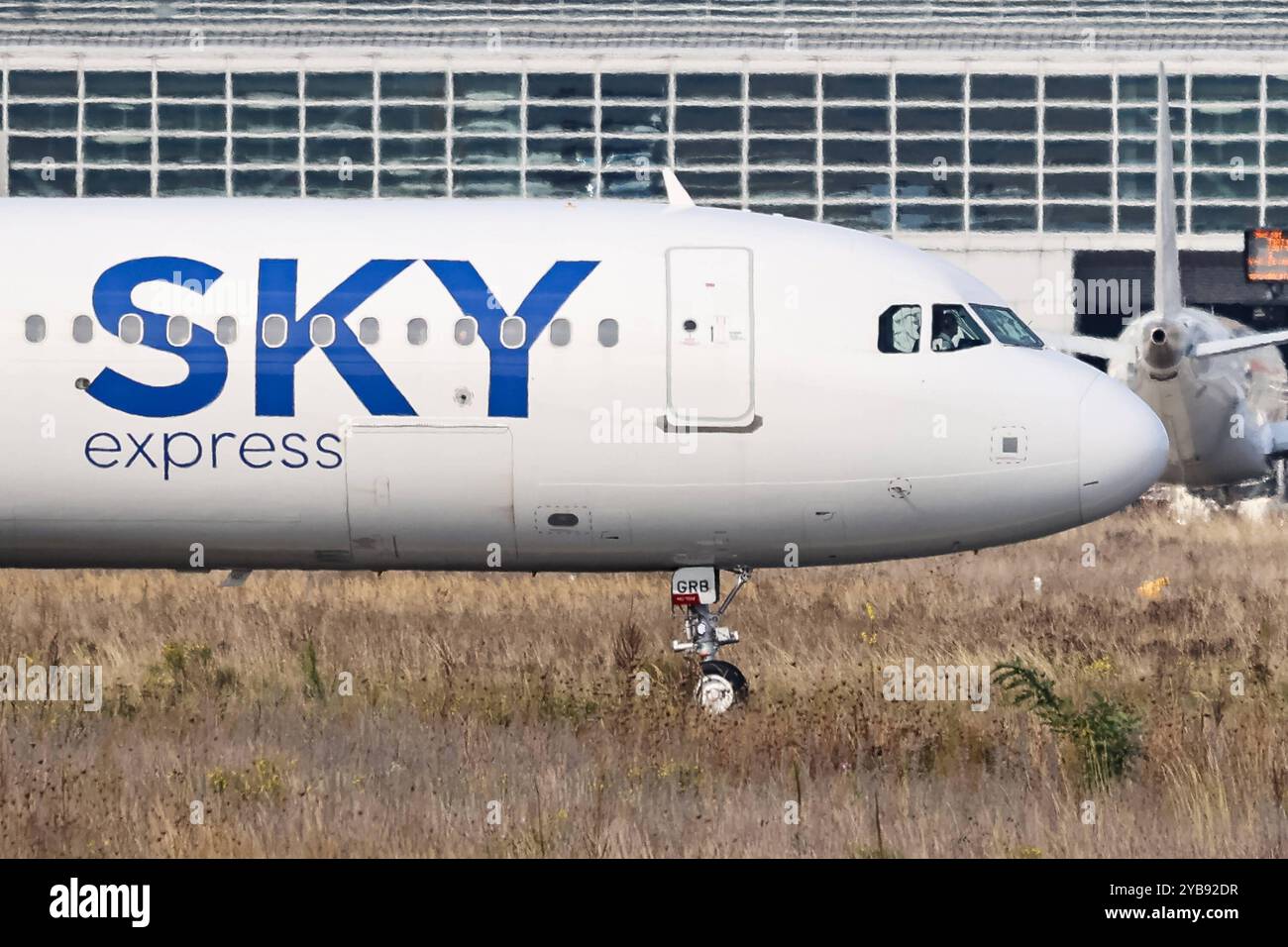 Sky Express, Airbus A321-200 Neo, SX-GRB, Symbolbild für Sky Express, Greece is bliss, Flugzeug ...