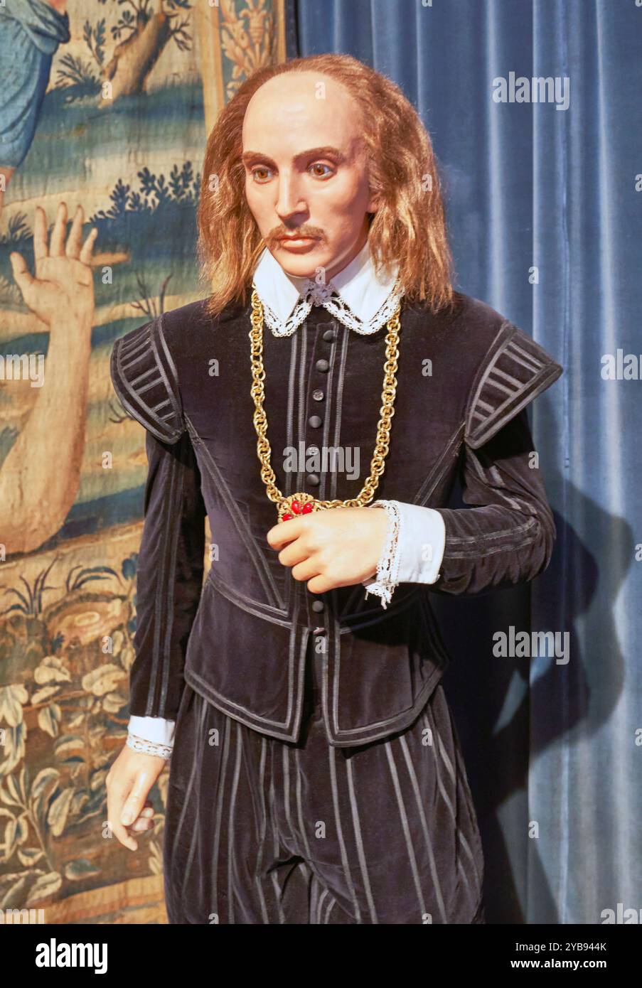 William Shakespeare wax figure in Madame Tussauds museum in Madrid ...