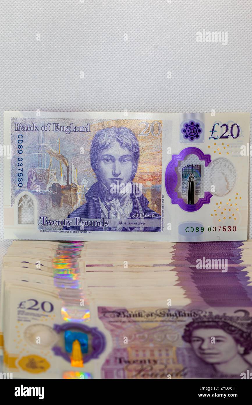 100 pound notes hi-res stock photography and images - Alamy