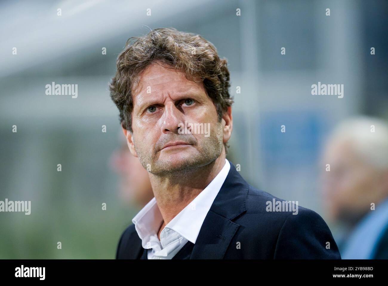 Wolfsburg, Germany, October 17th 2024: Head coach Joe Pepe Montemurro ...