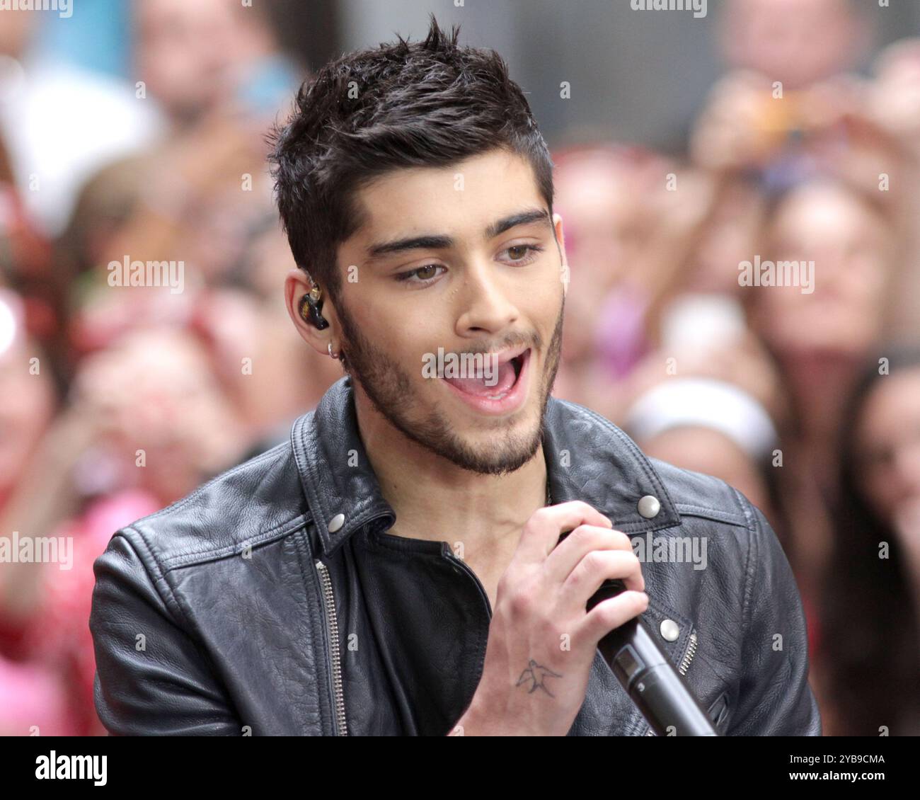 Zayn Malik of One Direction performs on the NBC 'Today Show' in New ...