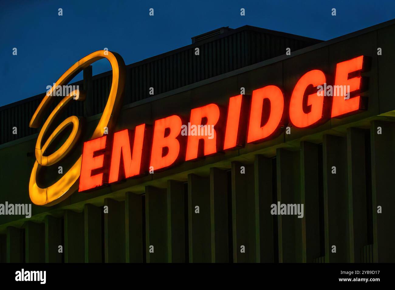 Enbridge logo hi-res stock photography and images - Alamy
