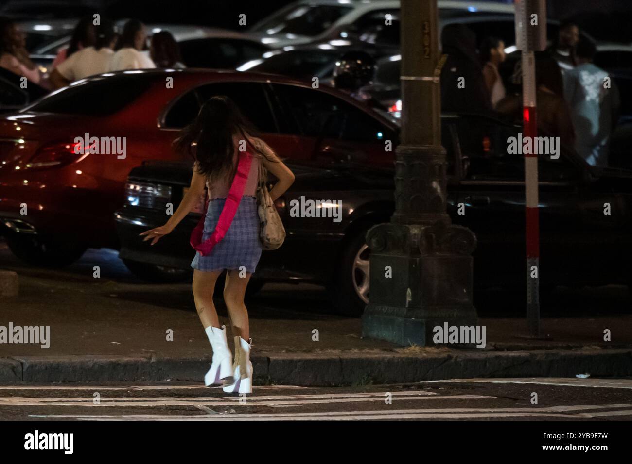 Seattle, USA. 27th July 2024. Nightlife in Pioneer Square Stock Photo ...