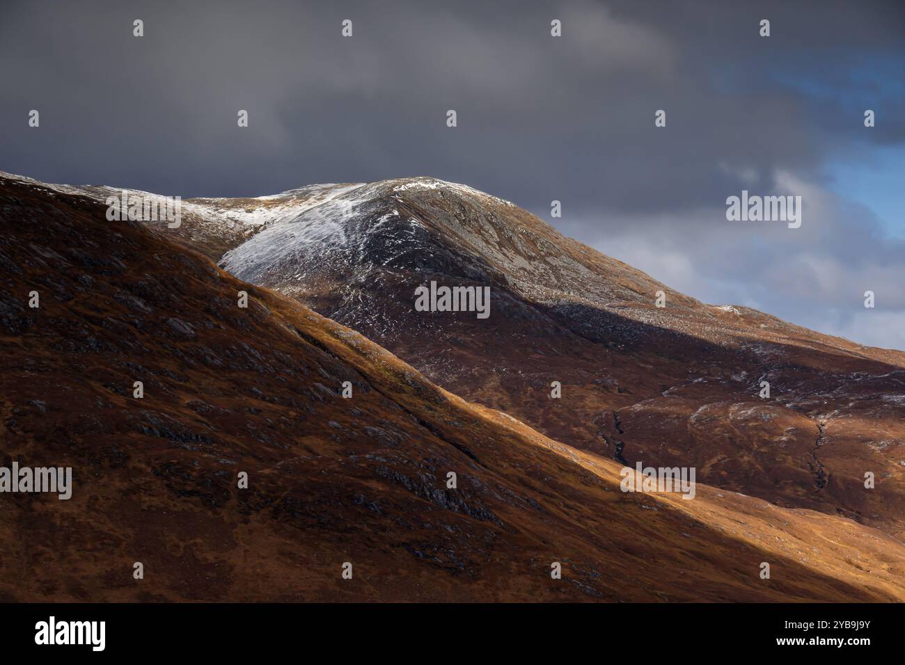 Scottish highlands light snow hi-res stock photography and images - Alamy