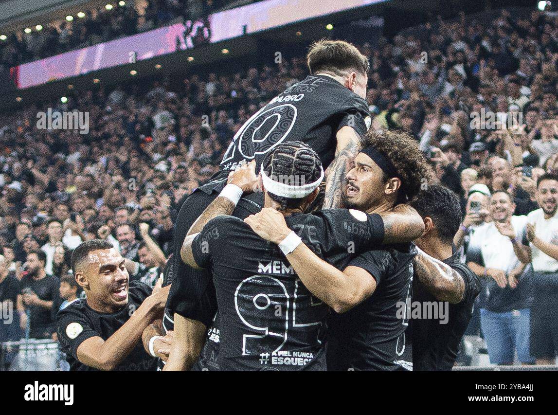 SP - SAO PAULO - 10/17/2024 - BRAZILIAN A 2024, CORINTHIANS x ATHLETICO ...