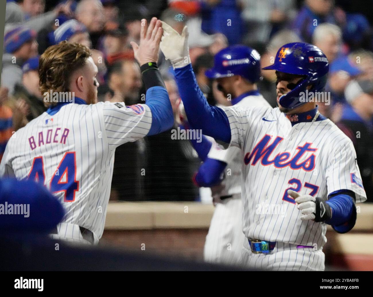 New York, United States. 17th Oct, 2024. New York Mets Mark Vientos ...