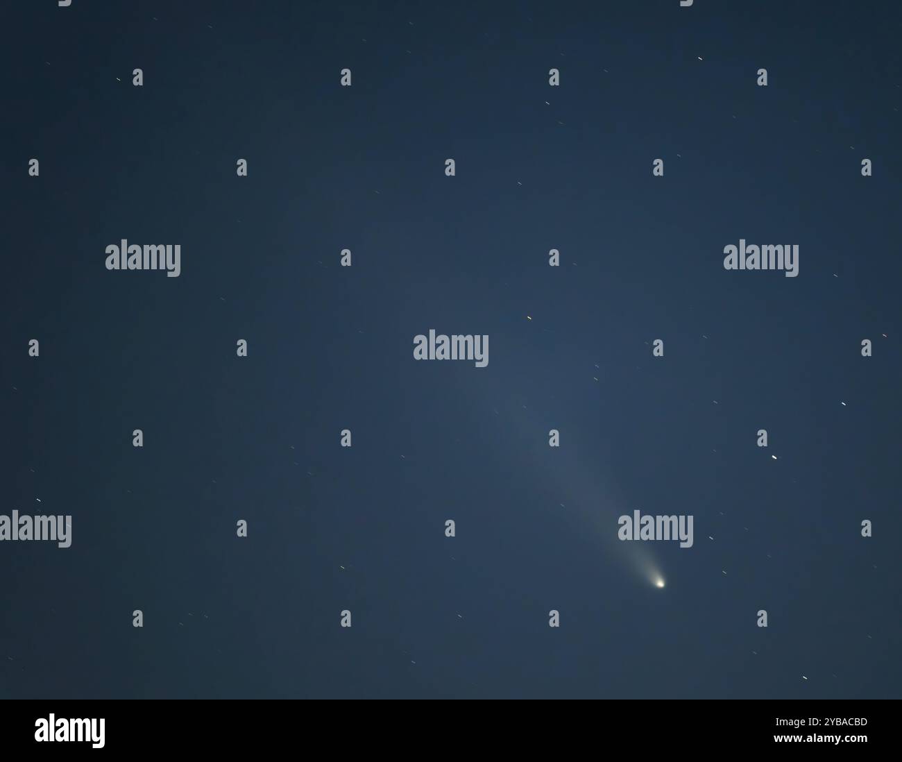 Wimbledon, London, UK. 17th Oct, 2024. Comet C/2023 A3 Tsuchinshan ...