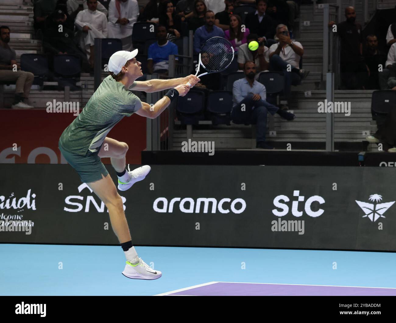 Riyadh, Saudi Arabia. 17th Oct, 2024. Jannik Sinner of Italy hits a ...