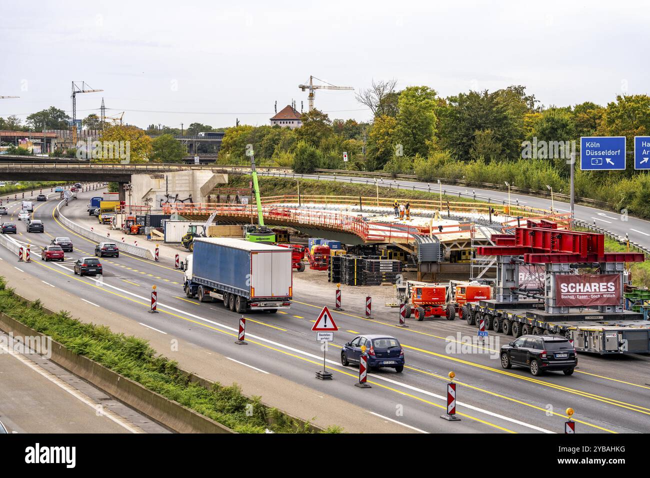 Duisburg-Kaiserberg motorway junction, A40 with the A3, major ...