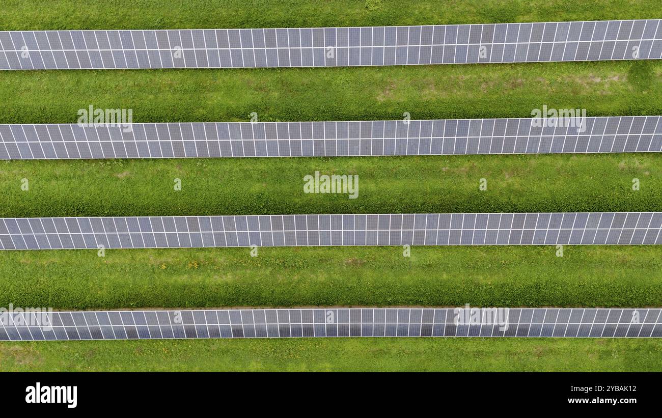 Solar power field panels arranged hi-res stock photography and images ...
