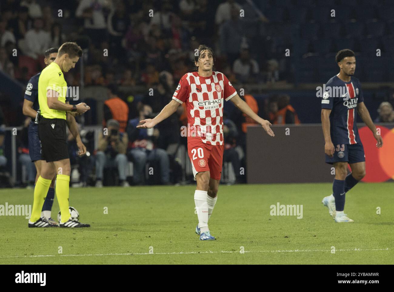 Football match, Bryan GIL Girona FC centre gesticulating with his arms ...