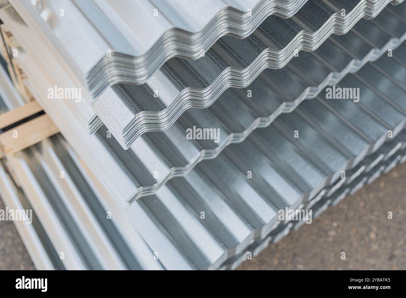 Stack of corrugated roofing sheet for delivery Stock Photo - Alamy