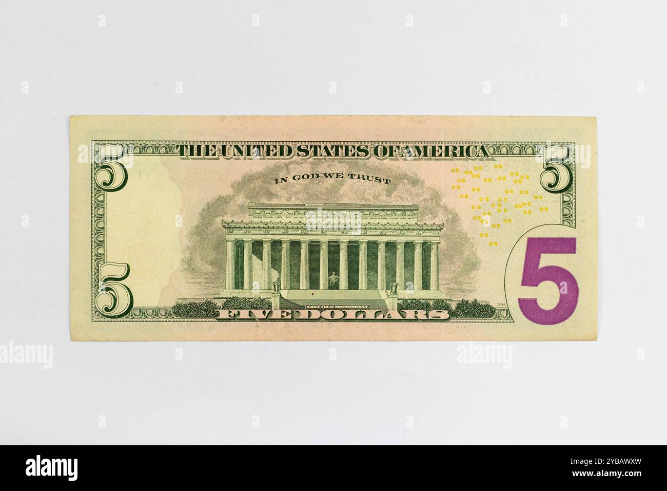 5 Dollar Bill Reverse Side Featuring Lincoln Memorial Stock Photo - Alamy