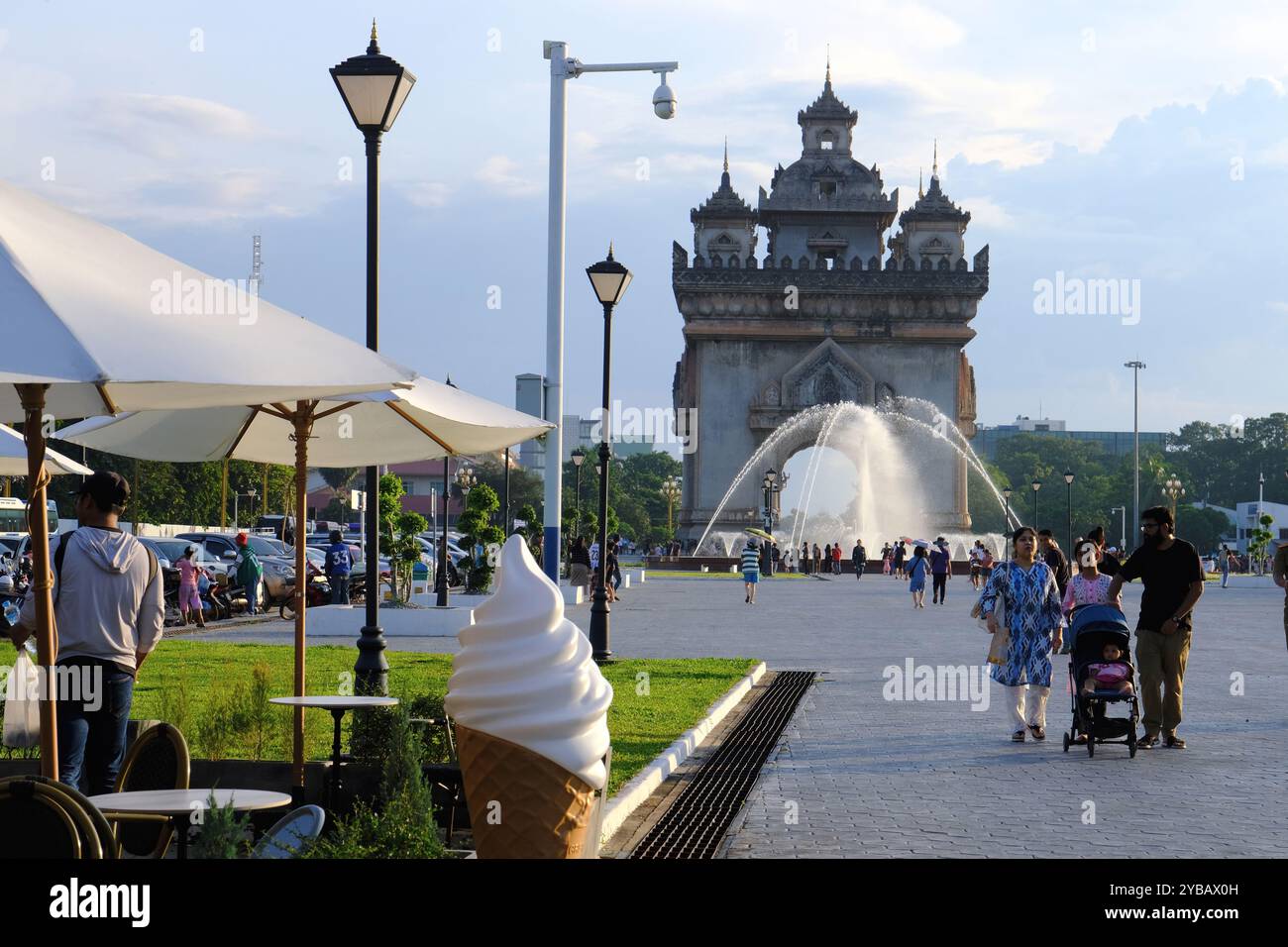 The view of Patuxay, the Victory Monument with musical fountain in ...