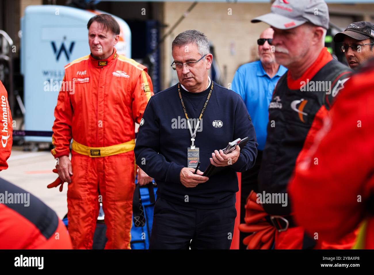 FIA Marshal, extraction during the Formula 1 Pirelli United States ...