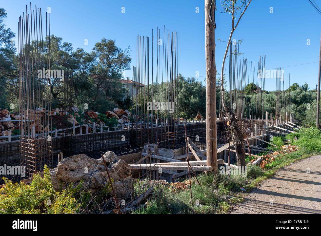 Construction site rebar in hi-res stock photography and images - Alamy
