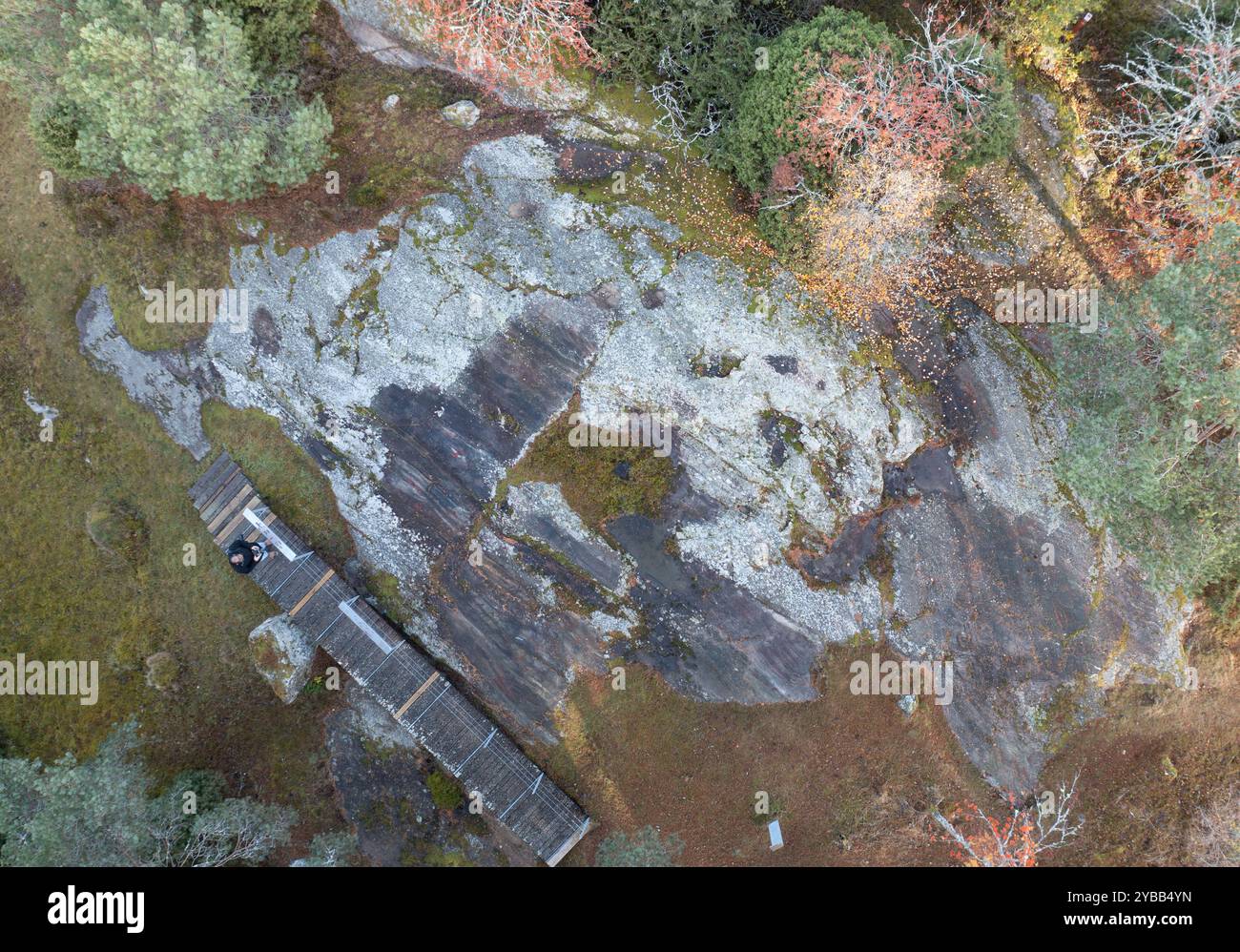 An archaeological sensation has been deciphered on a Bronze Age stone ...