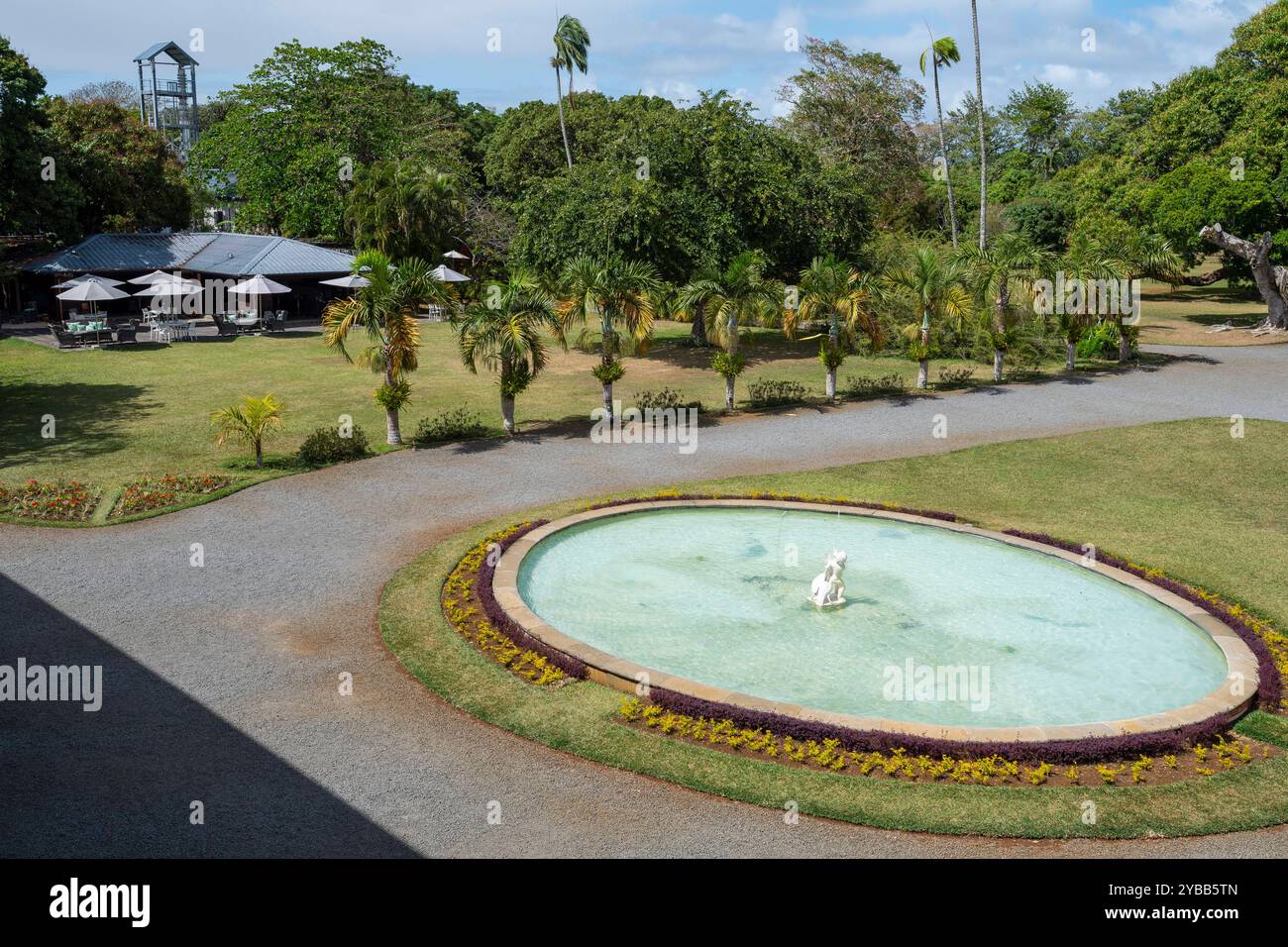 Vorplatz, Rundel, Chateau De Labourdonnais Mapou, indischer Ozean ...