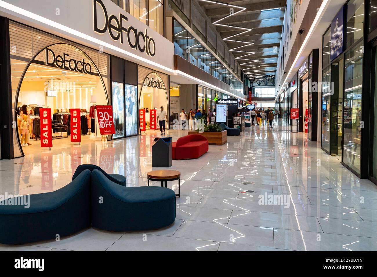 Tribeca Mall, Einkaufszentrum, riesig, gigantisch, mordern, indischer ...