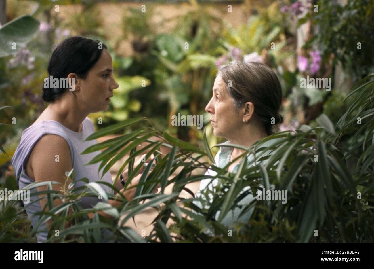 PAULA GARCIA and SYDDIA OSPINA in BELOVED TROPIC (2024) -Original title ...