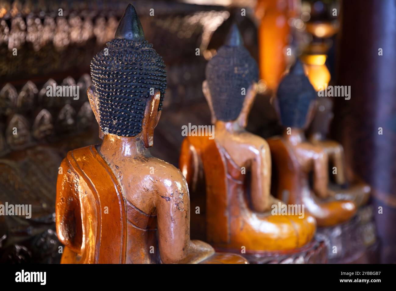 Buddha statues at Wat Phnom, Phnom Penh, Cambodia Stock Photo - Alamy