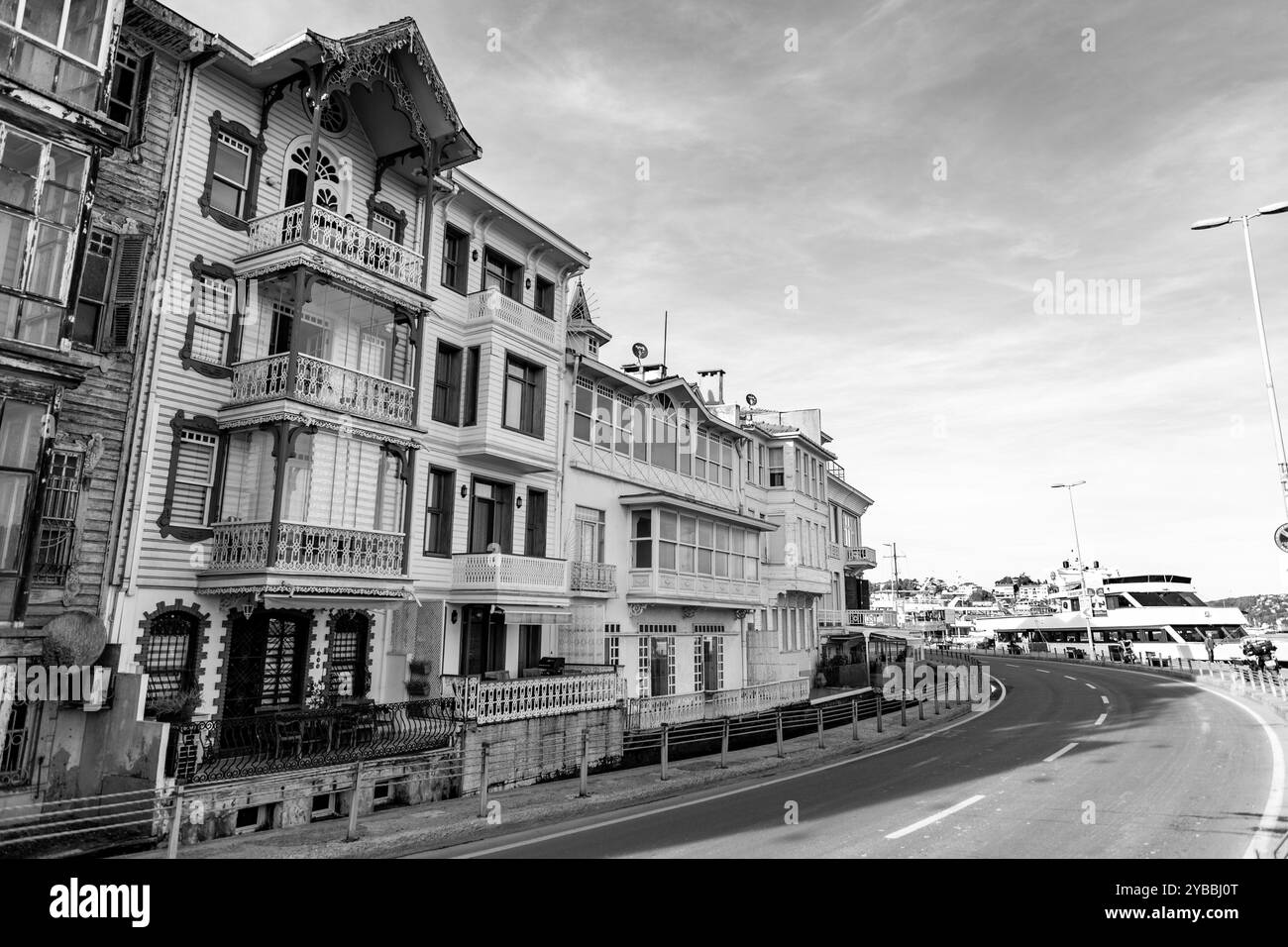 Istanbul, Turkiye - OCT 14, 2024: Historical streets of Arnavutkoy, an ...
