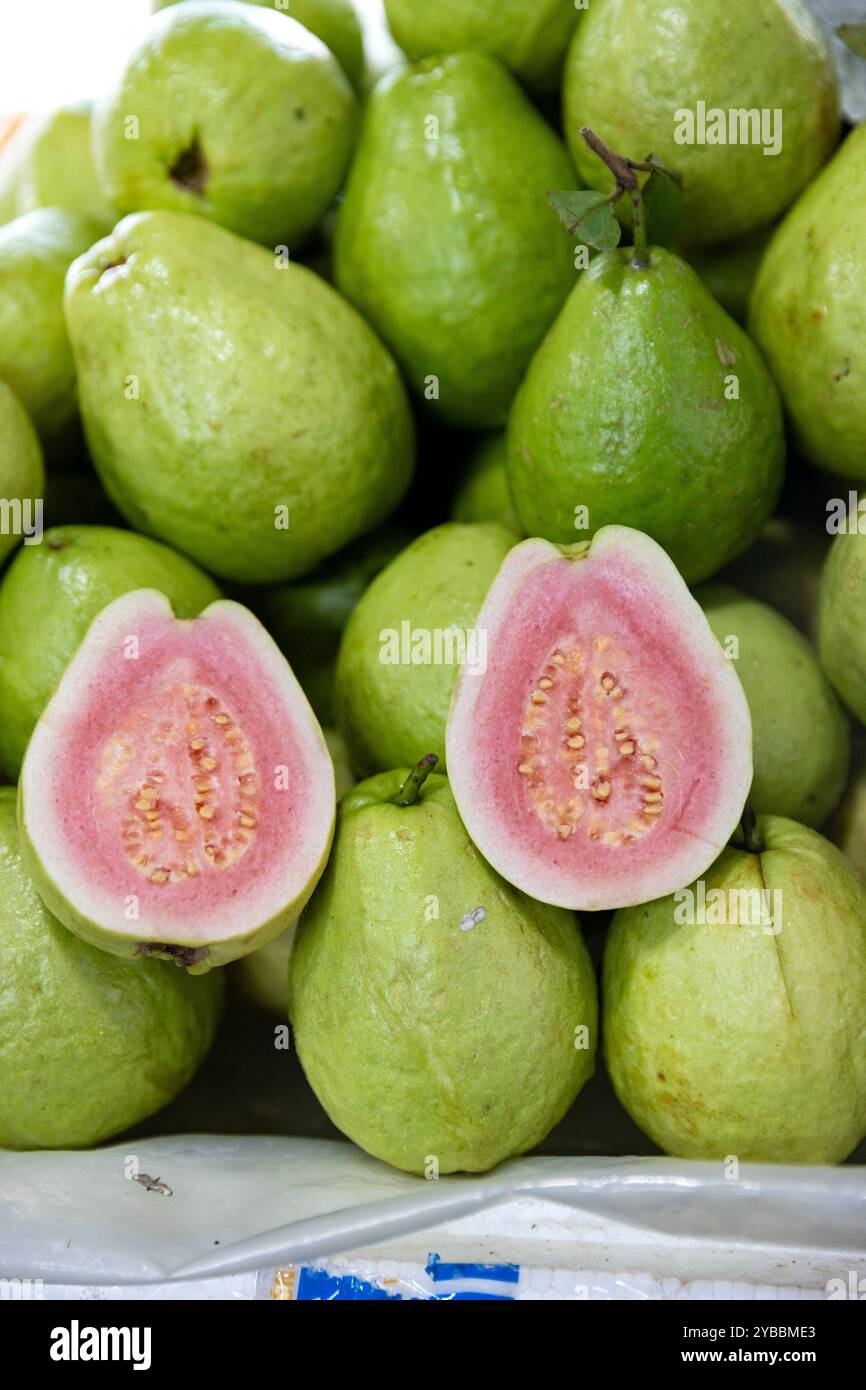 Fresh guavas for sale at the Central Market (Phsar Thmei) in Phnom Penh ...