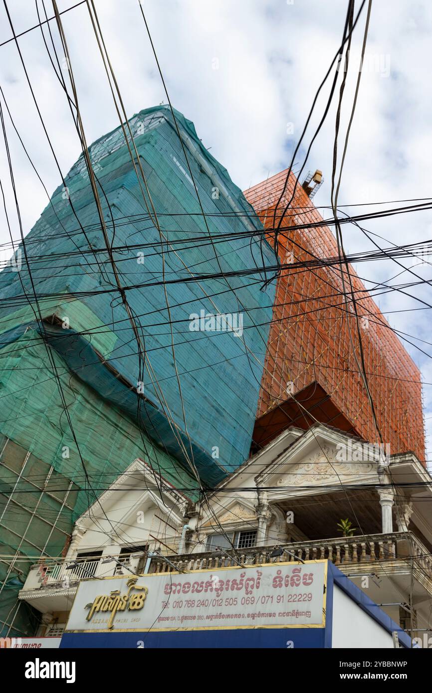 Partially constructed building in Phnom Penh, Cambodia Stock Photo - Alamy