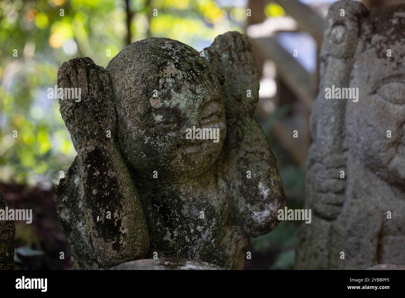 Stone Statues Guarding Kyoto's Sacred Temples Stock Photo - Alamy