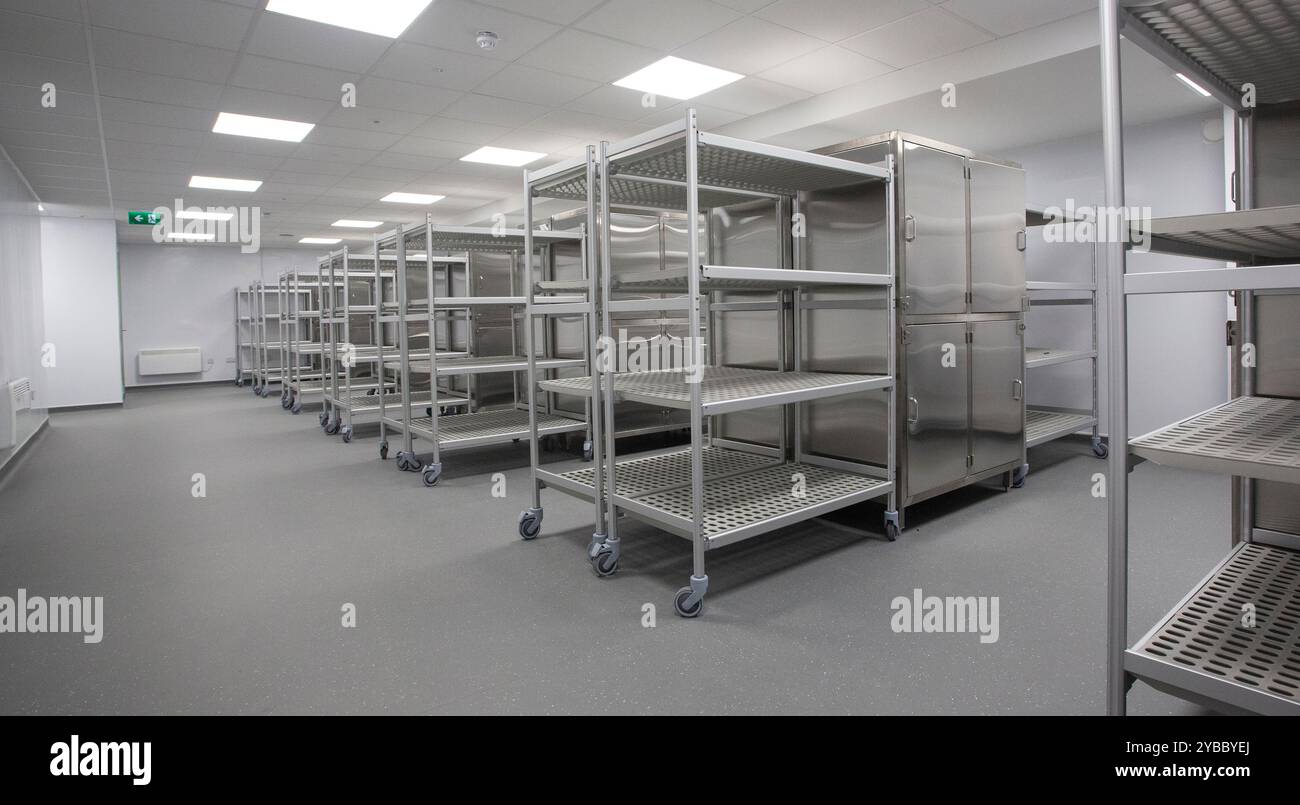 Stainless Steel Catering storage and fridges Stock Photo - Alamy