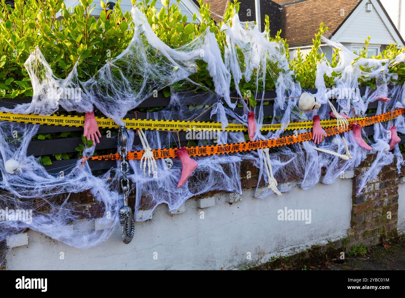 Poole, Dorset, UK. 18th October 2024. Preparing for Halloween with ...