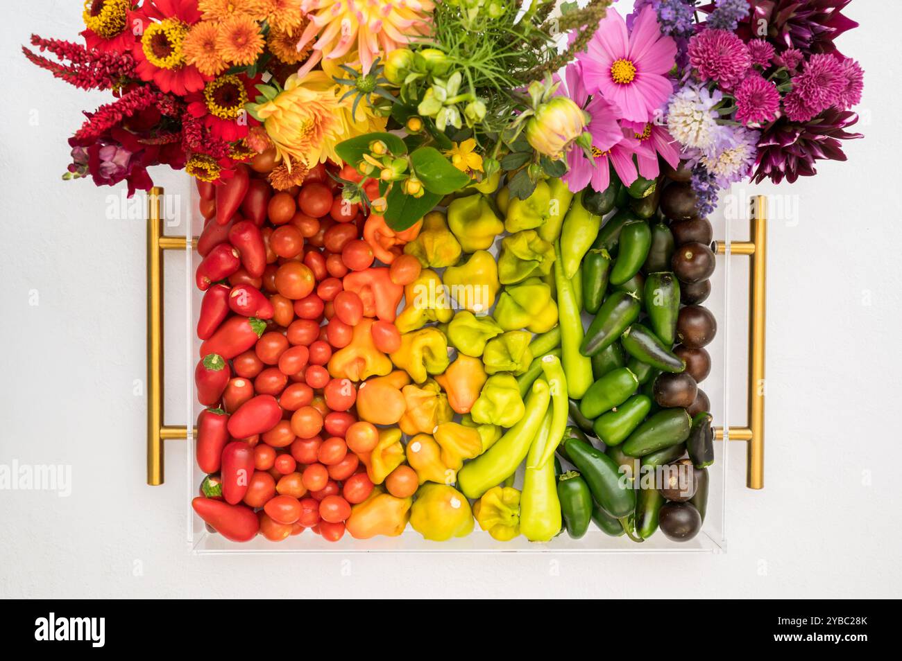 Rainbow tomatoes garden hi-res stock photography and images - Alamy