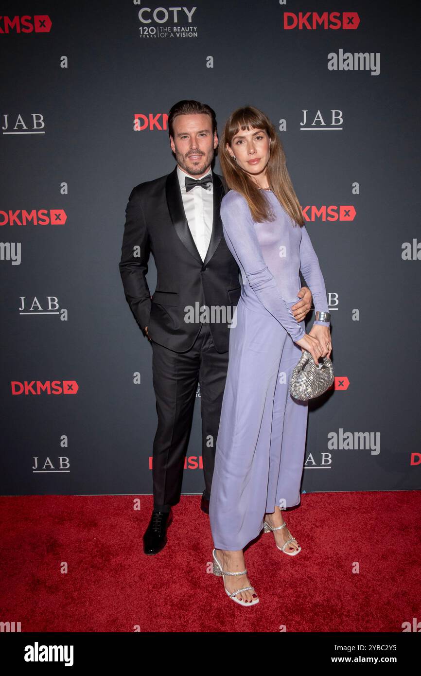 (L-R) Joseph Weir and Jelena Weir attend the 18th Annual DKMS Gala in ...