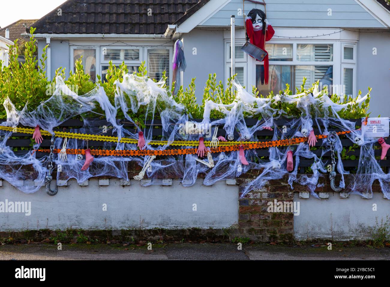 Poole, Dorset, UK. 18th October 2024. Preparing for Halloween with ...