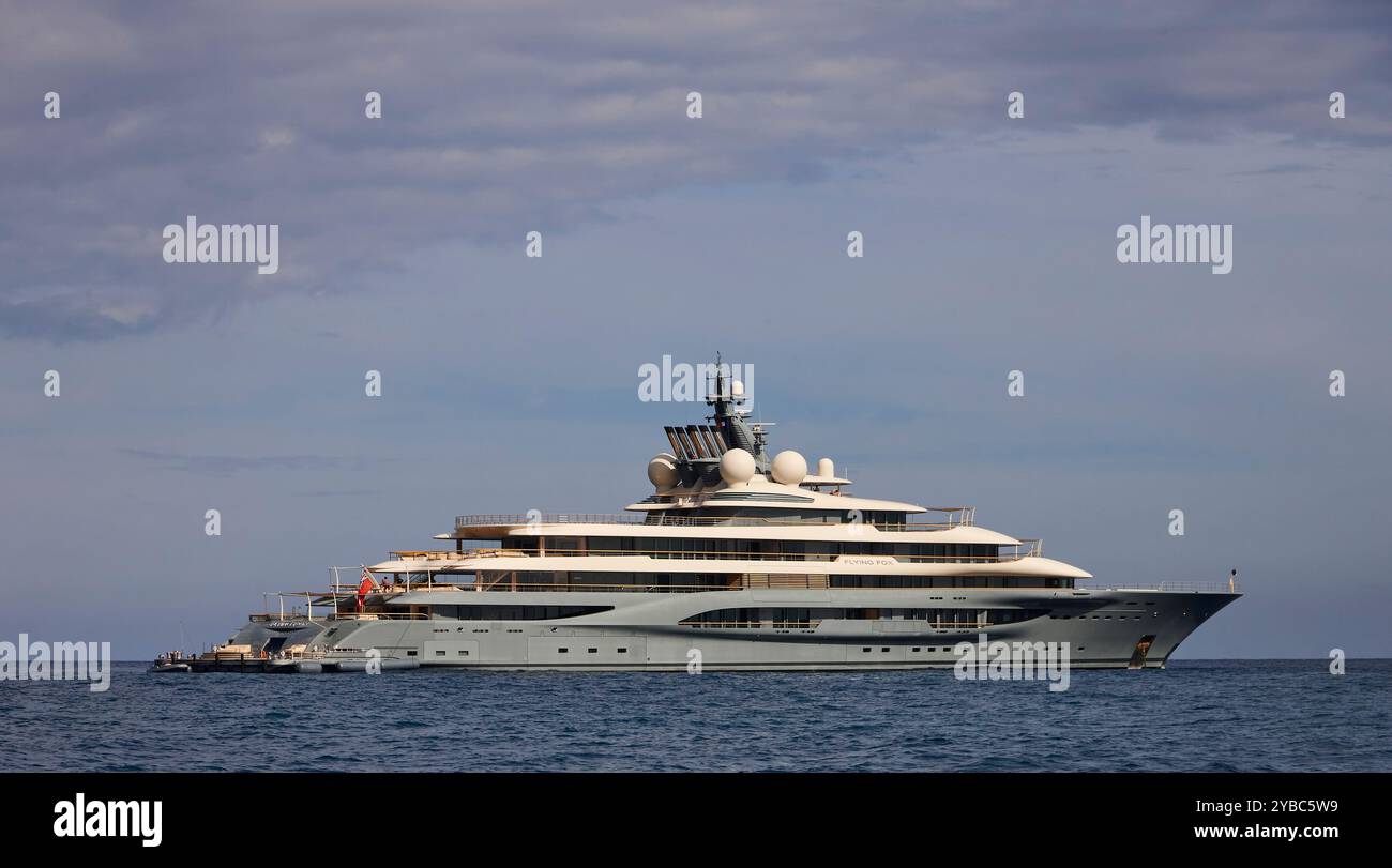 The Russian owned 136m megayacht Flying Fox at anchor Stock Photo - Alamy