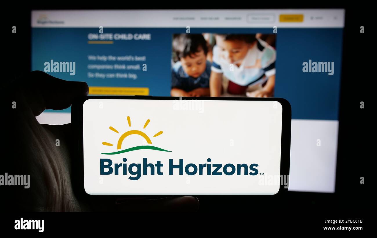 Bright horizons logo hi-res stock photography and images - Alamy