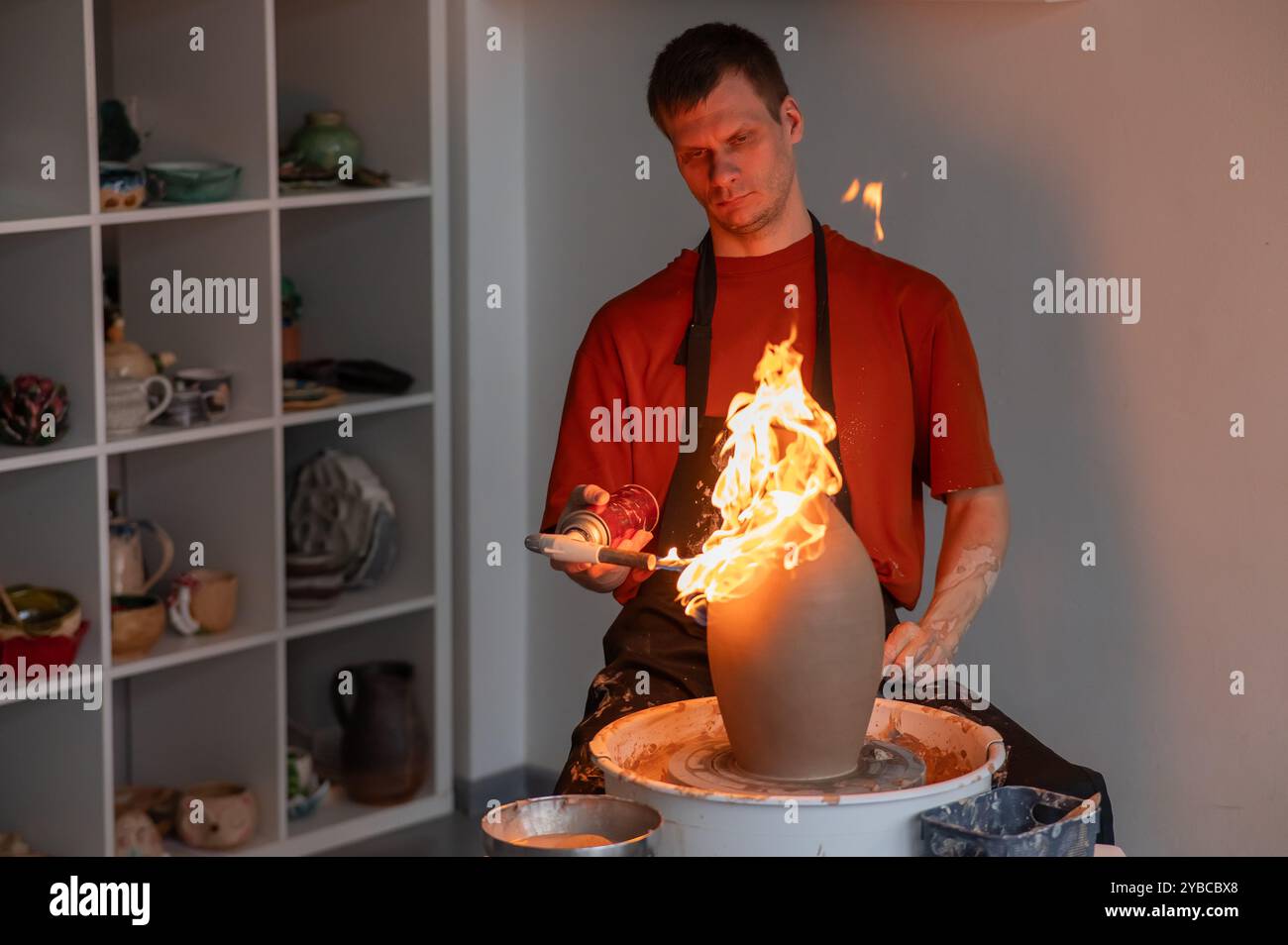 Clay on potters wheel gas hi-res stock photography and images - Alamy