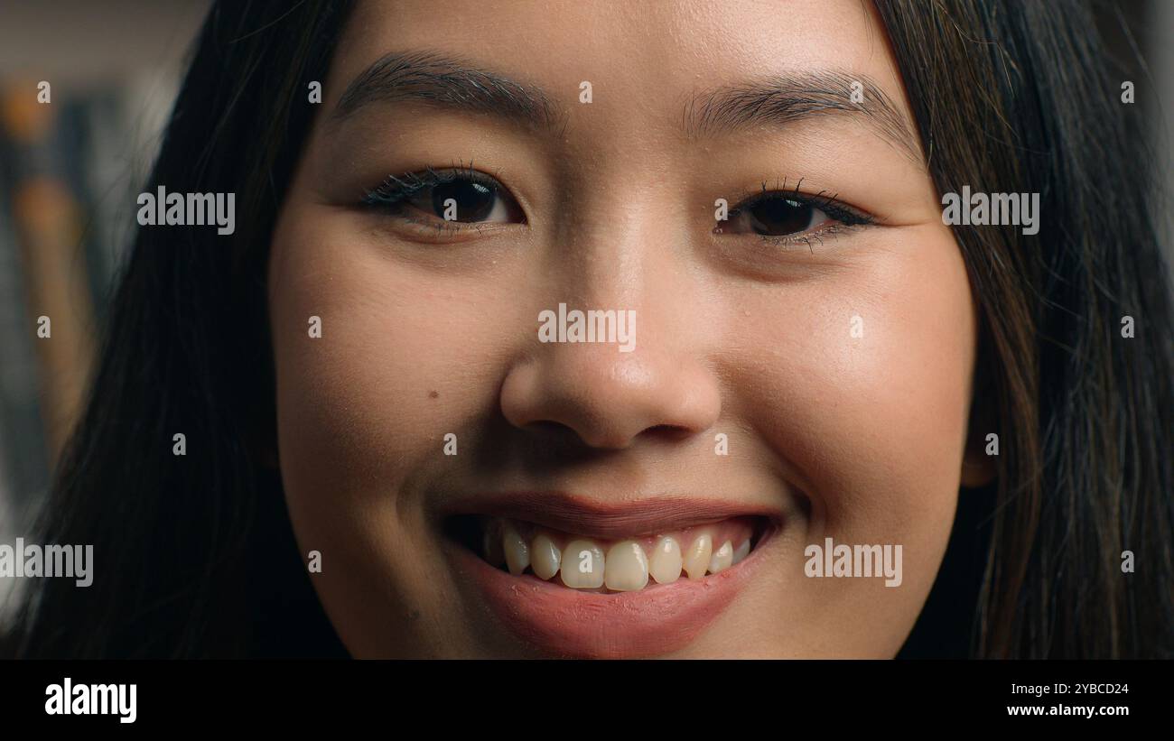 Close-up female face happy asian woman girl lady client customer ...
