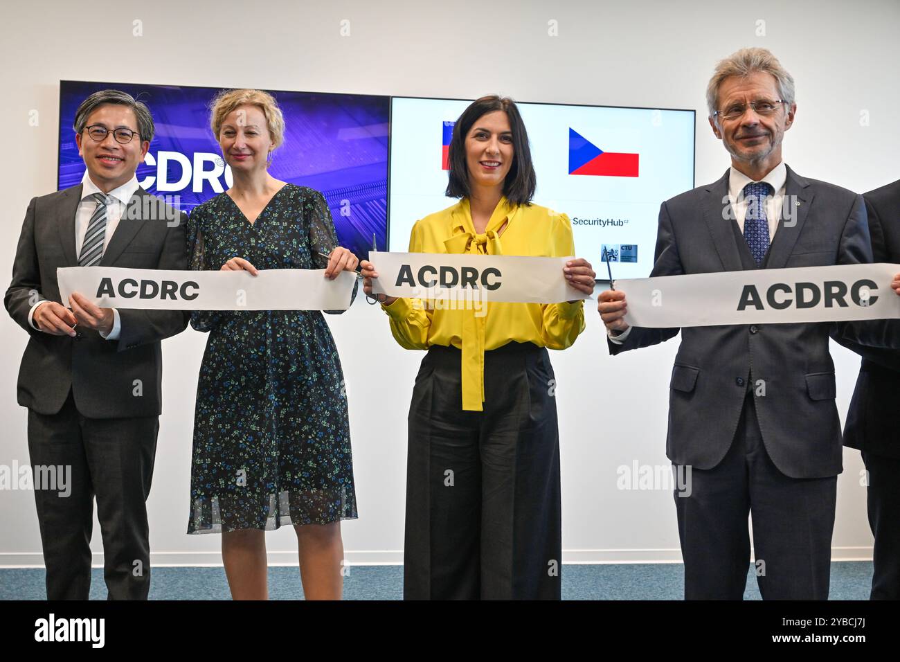 Brno, Czech Republic. 18th Oct, 2024. From left: President of NARLabs ...