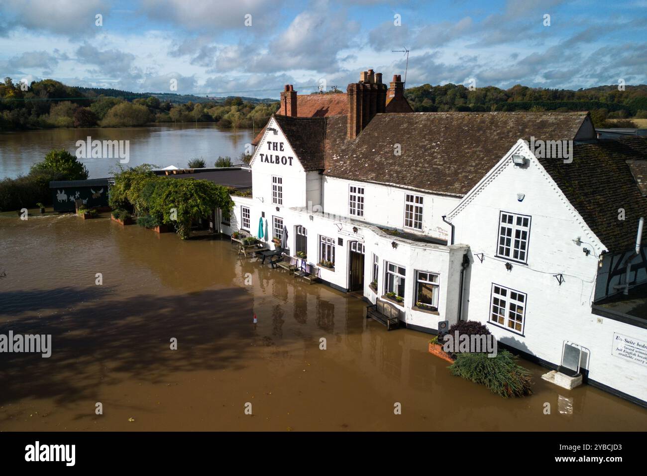 Knightwick, Worcestershire 18th October, 2024. The small hamlet of ...