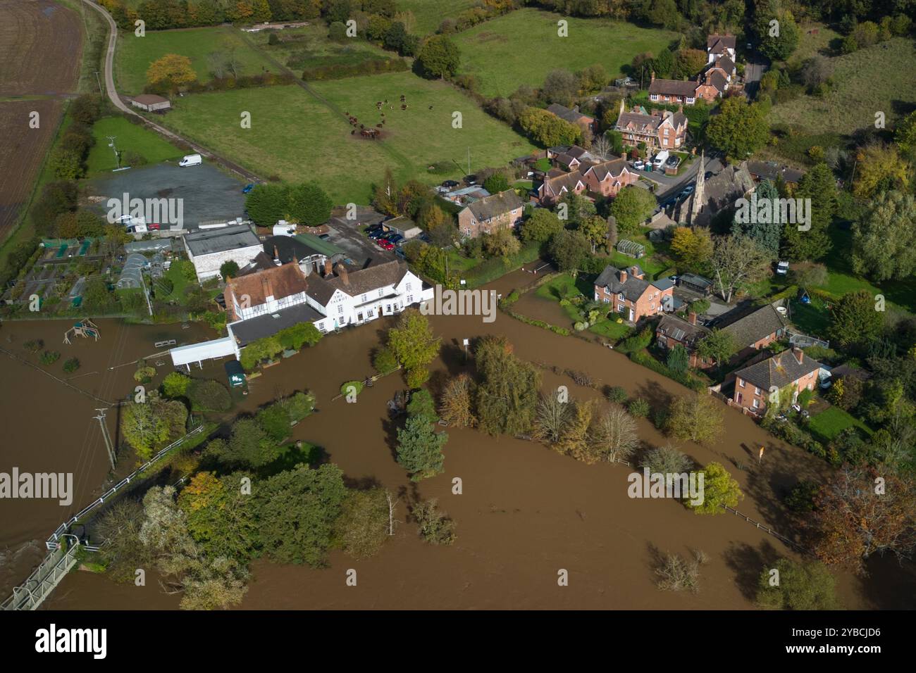 Knightwick, Worcestershire 18th October, 2024. The small hamlet of ...