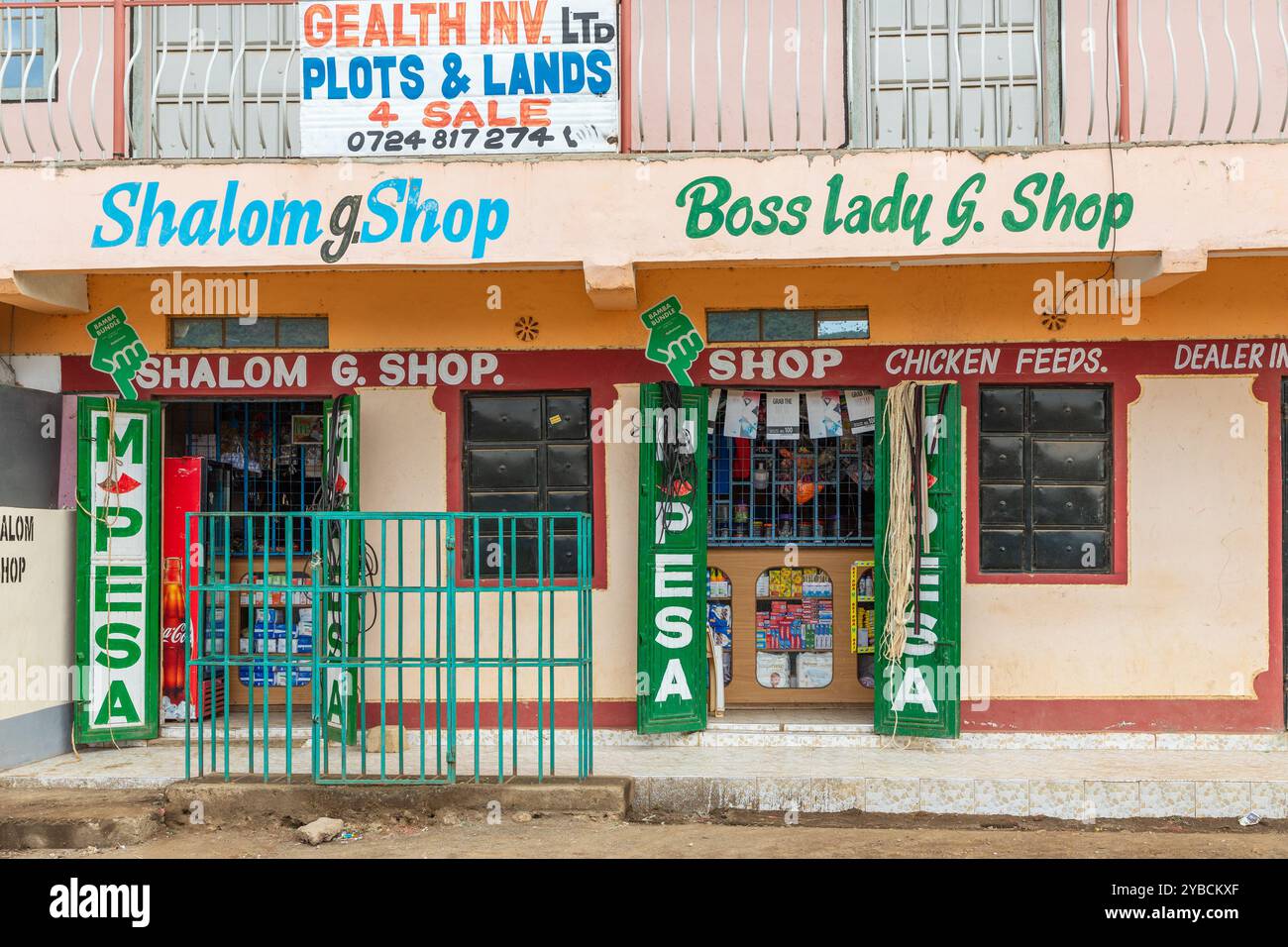 General store africa hi-res stock photography and images - Alamy