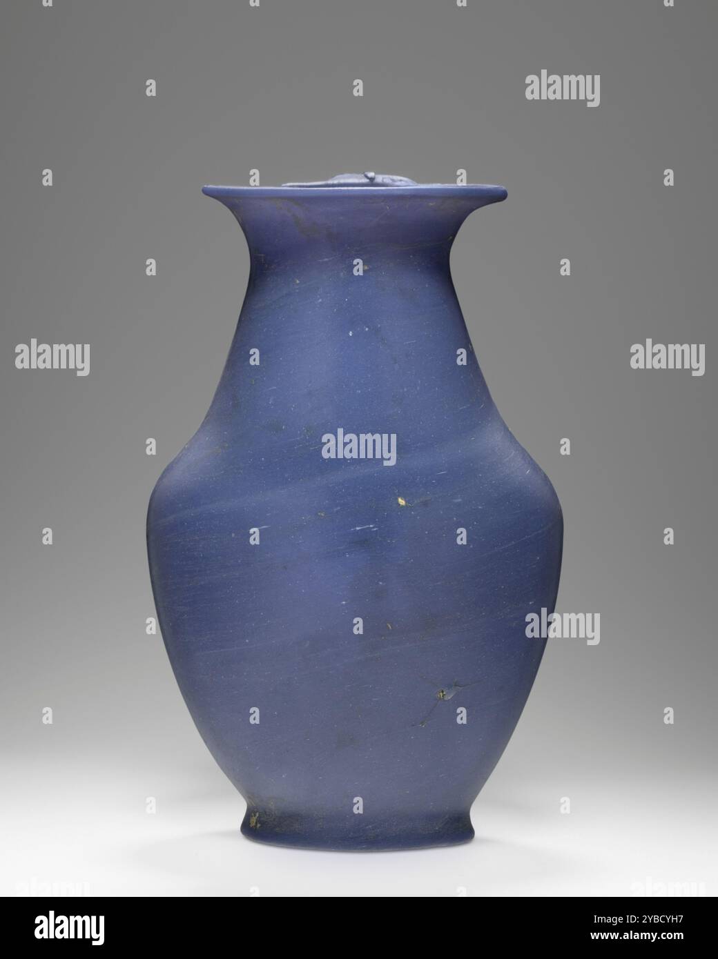 Roman small jug hi-res stock photography and images - Alamy