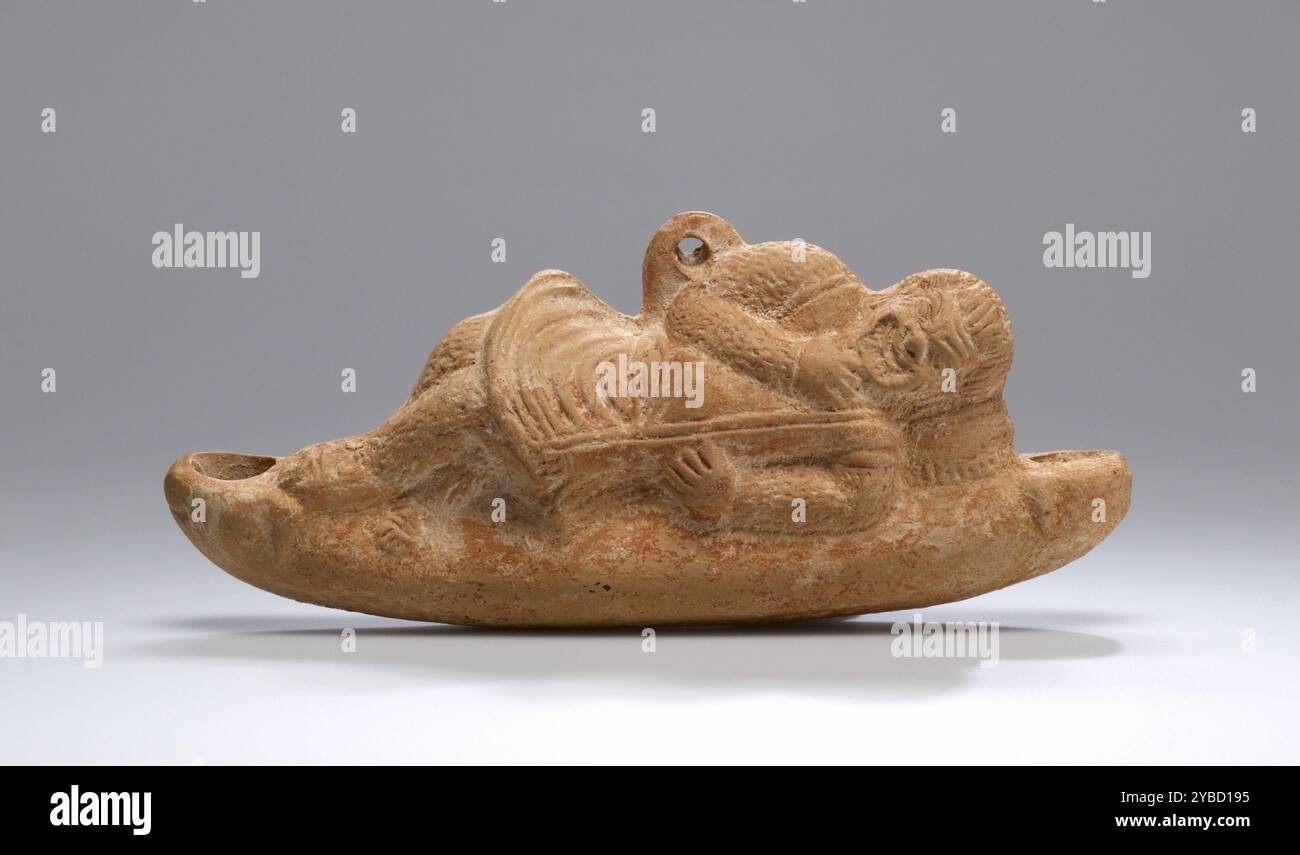 Actor costume fitting hi-res stock photography and images - Alamy